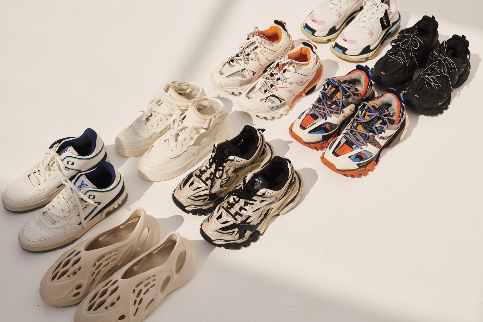 25 Best Sneaker Brands for Men & Women (2026 Buyer’s Guide)